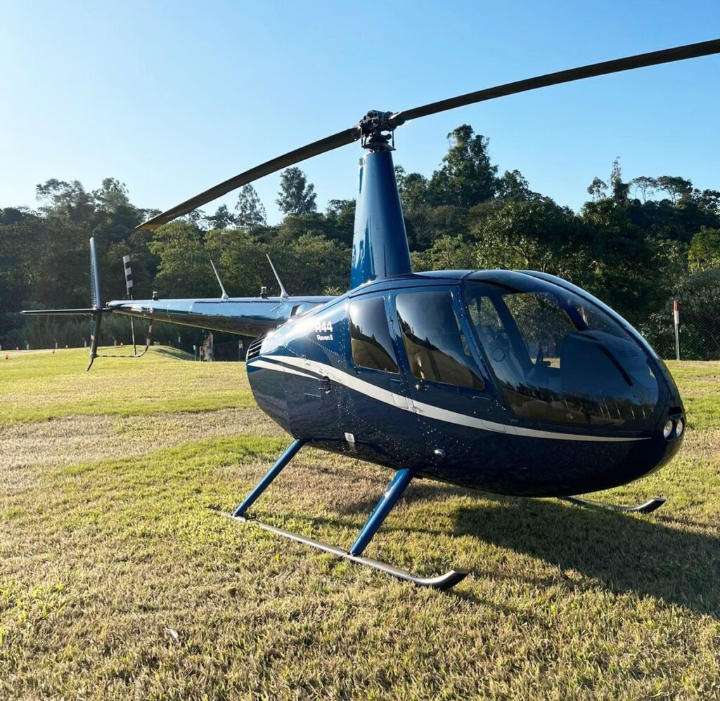 ROBINSON R44 RAVEN II 2021 • Exoticus